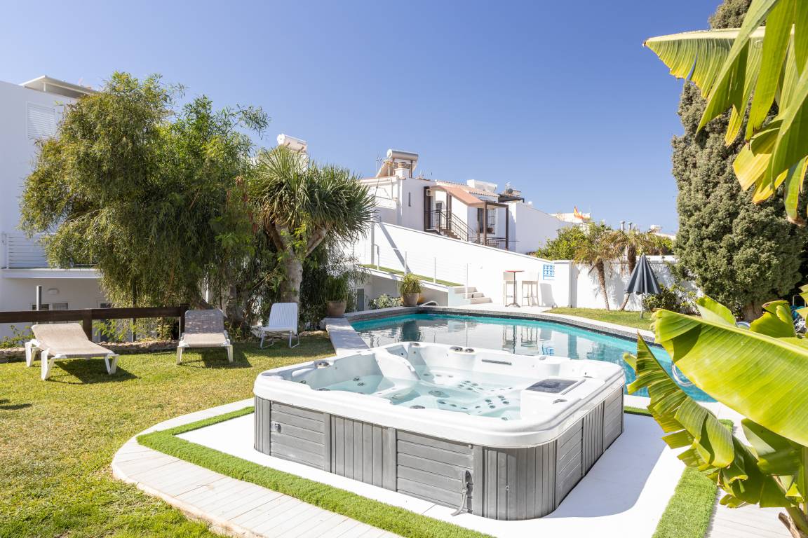 50 M² Appartement ∙ 1 Chambre ∙ 2 Personnes - Nerja