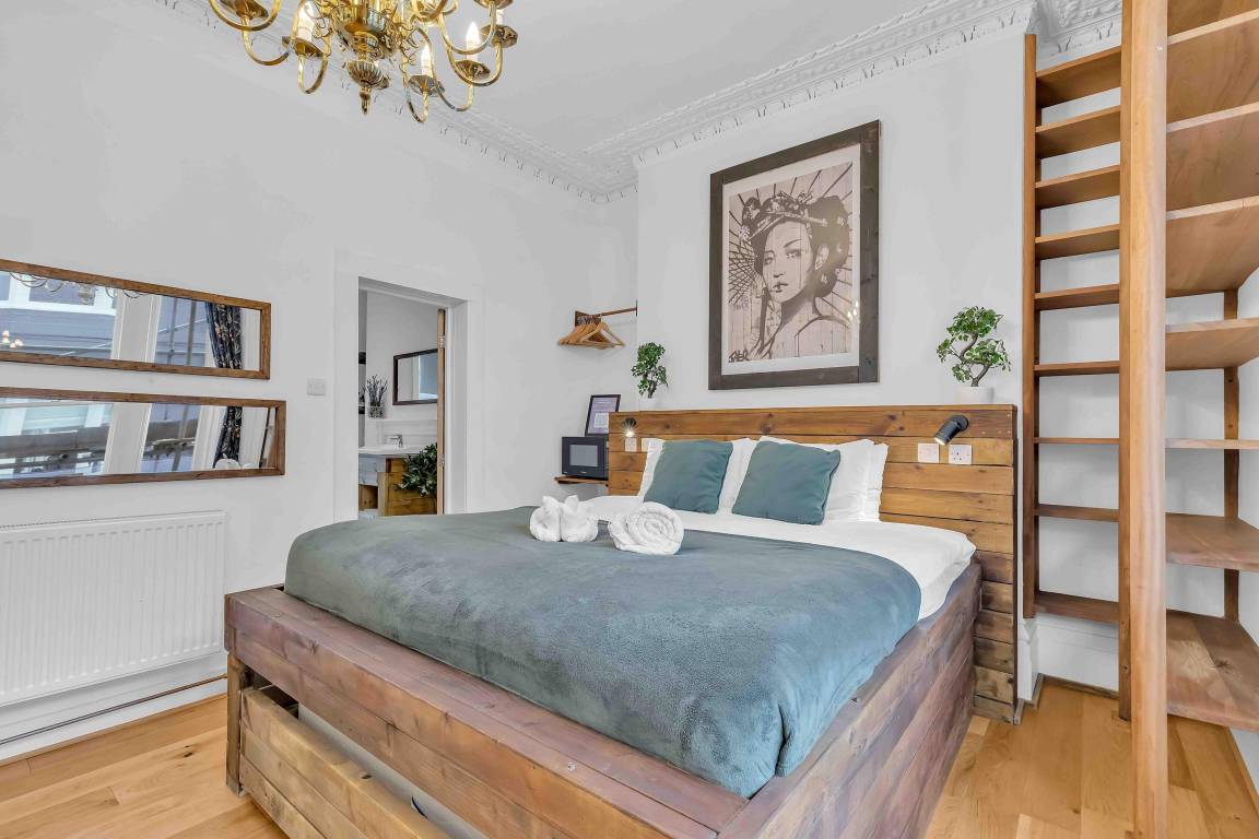 329 M² Ferienwohnung ∙ 2 Gäste - Brighton