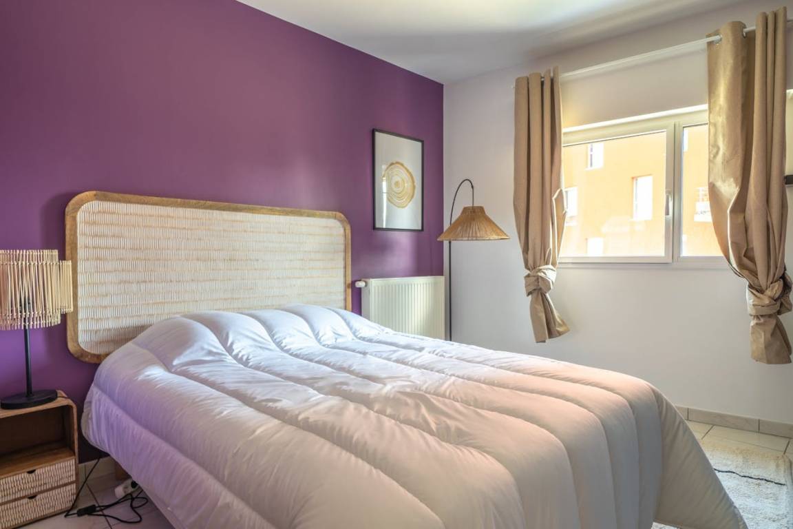 93 M² Chambre Privée ∙ 1 Chambre ∙ 5 Personnes - Bouguenais