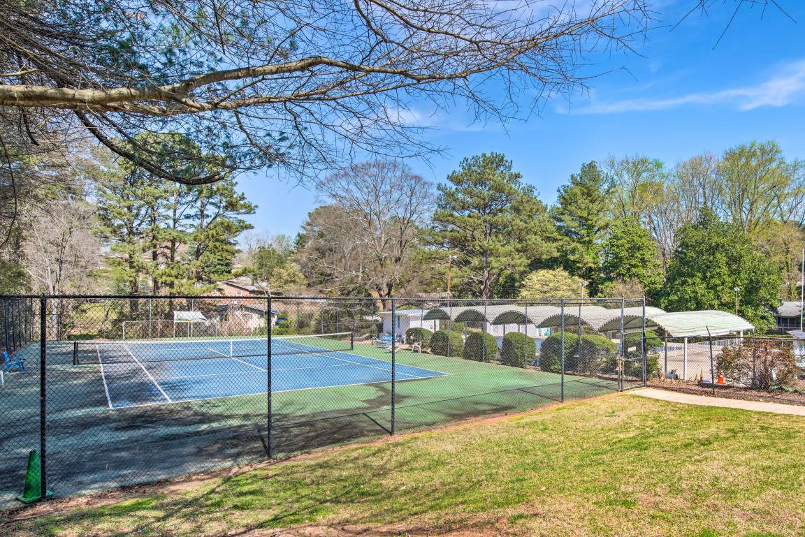 139 M² Apartment ∙ 2 Bedrooms ∙ 4 Guests - Stone Mountain, GA