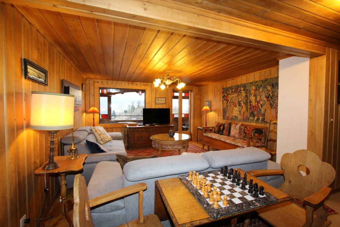 150 M² Ferienwohnung ∙ 4 Schlafzimmer ∙ 8 Gäste - Charmey