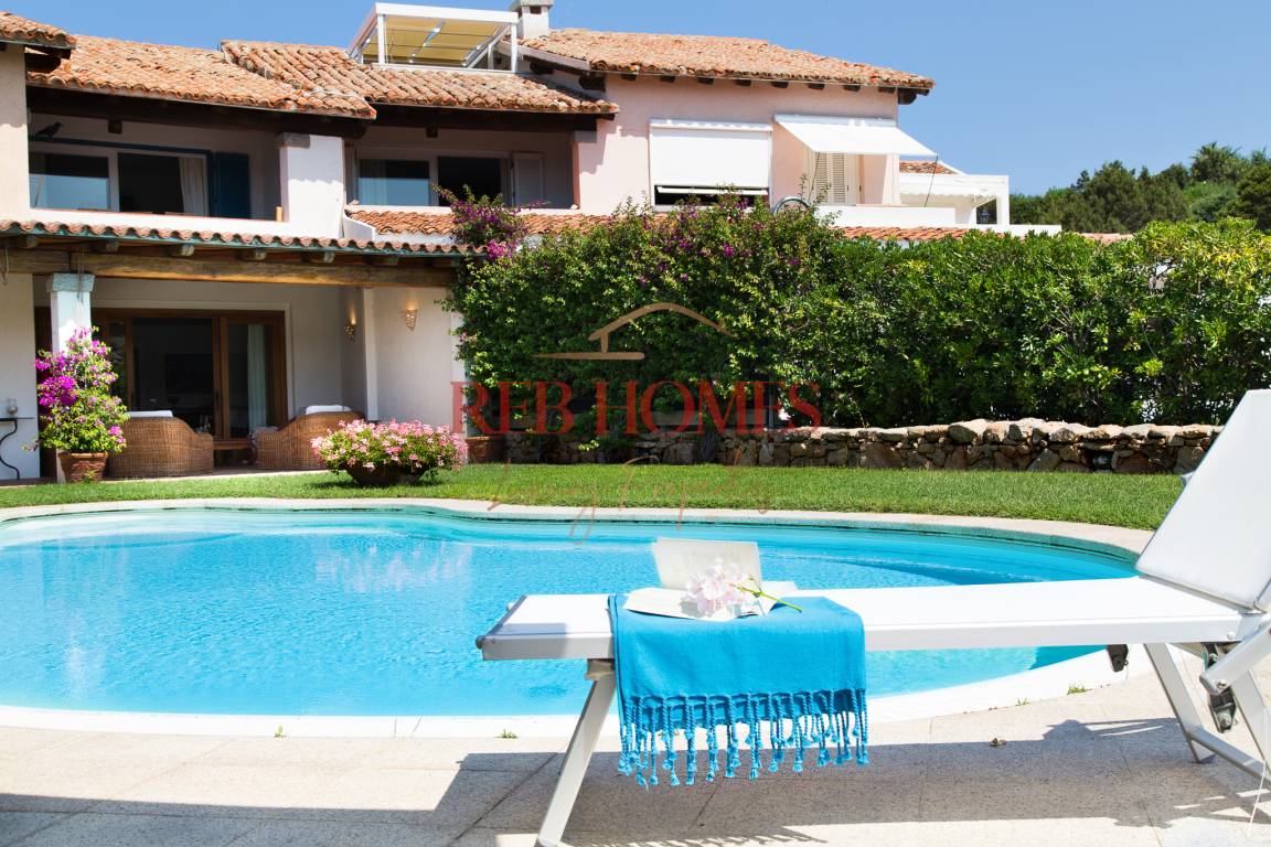 200 M² Villa ∙ 4 Slaapkamers ∙ 8 Gasten - Golfo Aranci