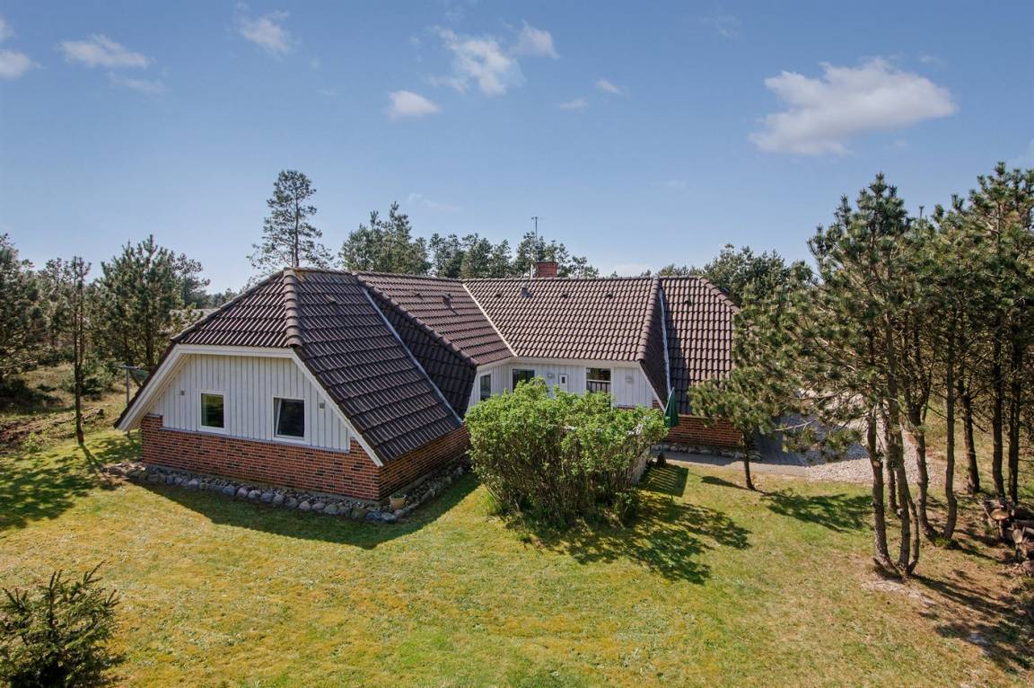 195 M² Huis ∙ 4 Slaapkamers ∙ 10 Gasten - Vejers