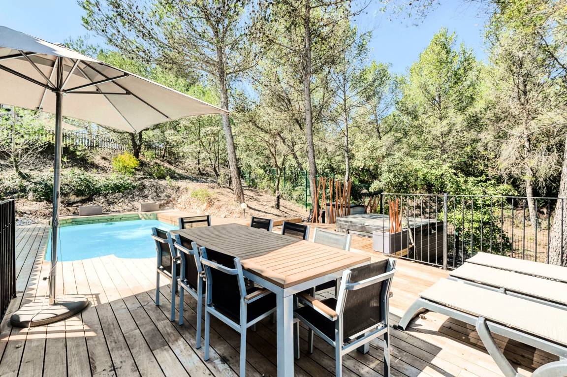 120 M² Casa ∙ 4 Camere Da Letto ∙ 8 Ospiti - Mallemort