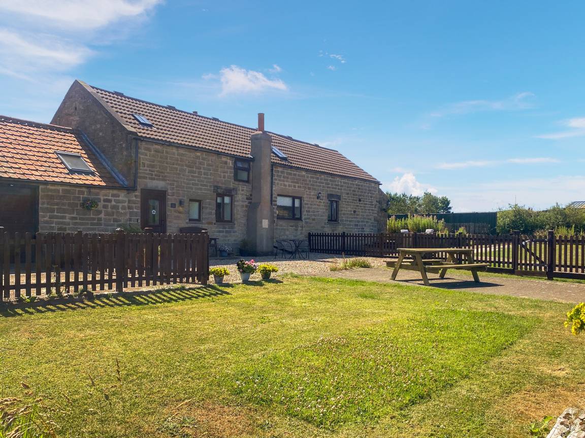 Cottage ∙ 2 Bedrooms ∙ 4 Guests - Robin Hood's Bay