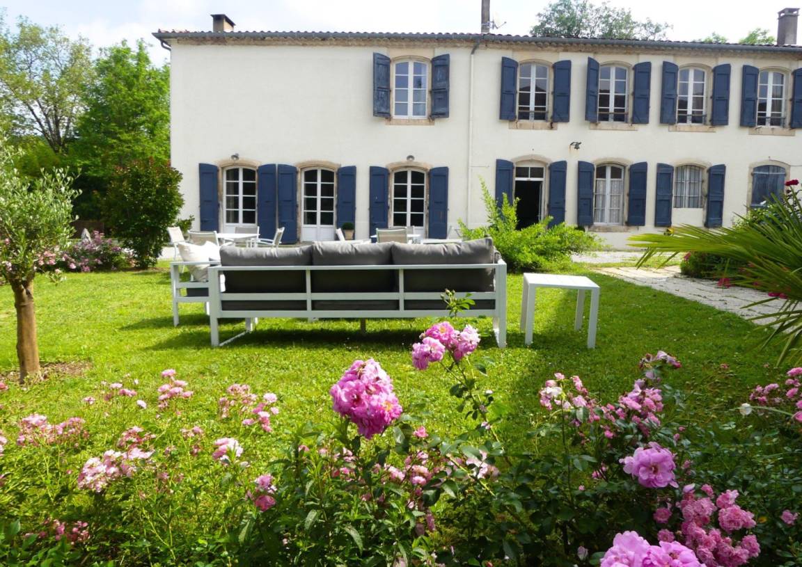 180 M² Gîte ∙ 5 Chambres ∙ 11 Personnes - Castres