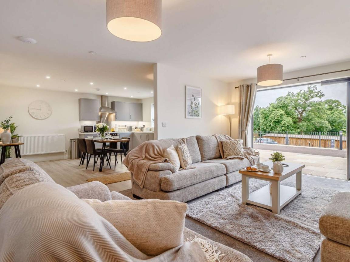 Apartment ∙ 2 Bedrooms ∙ 4 Guests - Usk