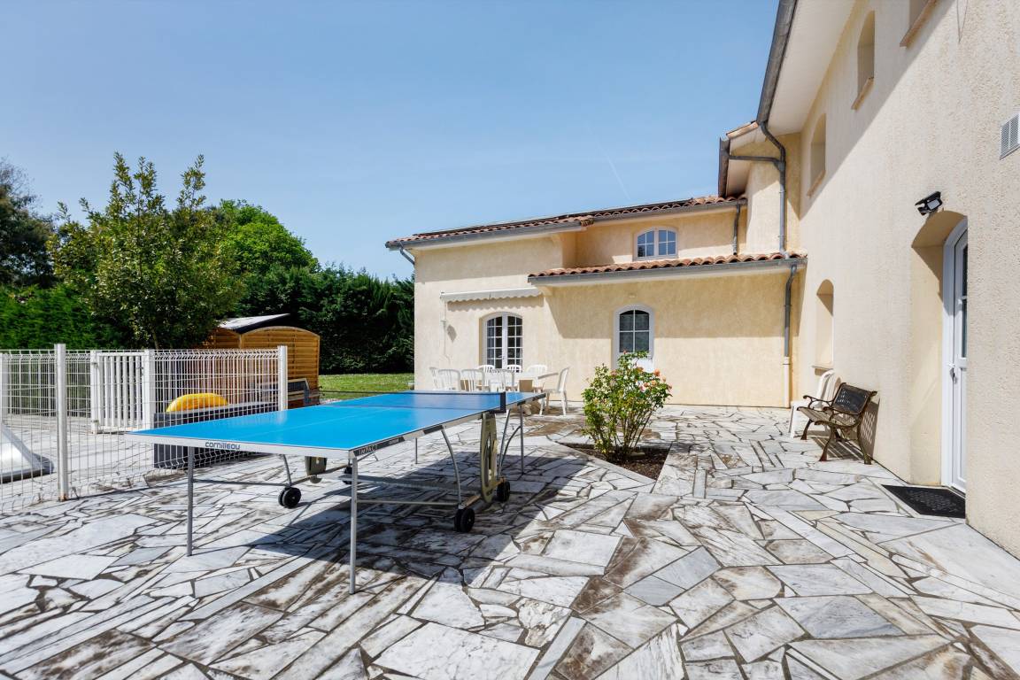 70 M² Maison De Vacances ∙ 3 Chambres ∙ 8 Personnes - Lesparre-Médoc