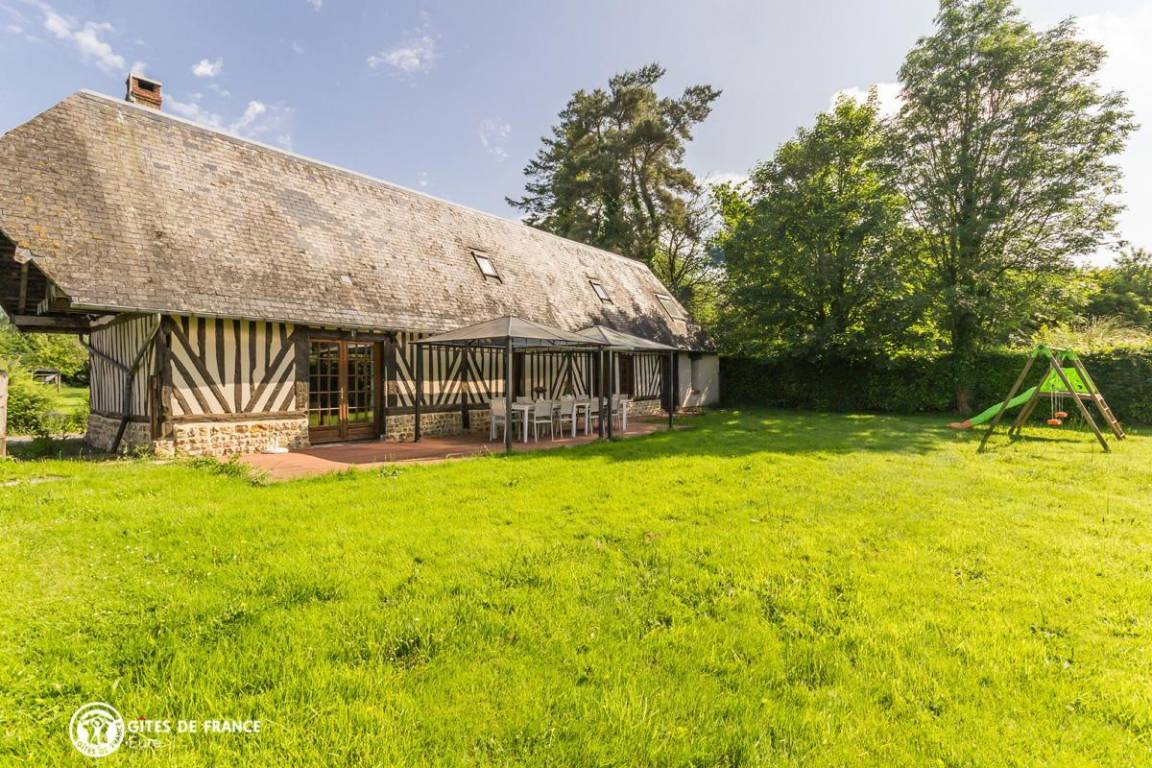 160 M² Gîte ∙ 4 Chambres ∙ 10 Personnes - Beuzeville