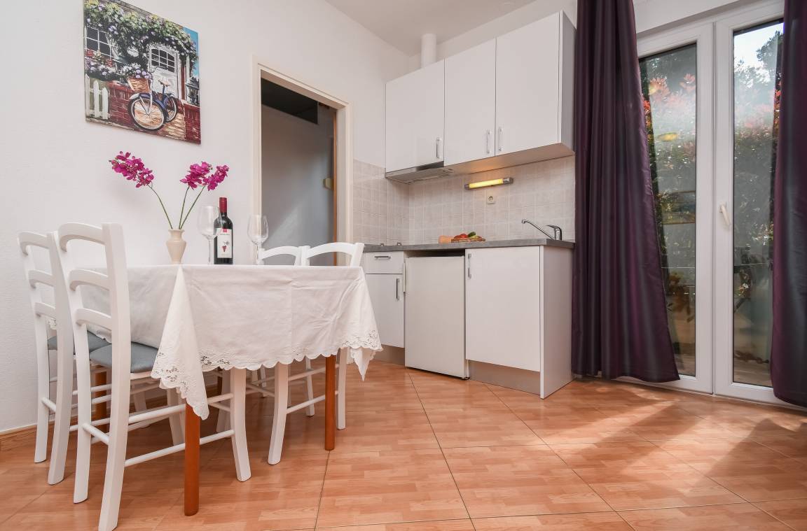 40 M² Appartement ∙ 1 Chambre ∙ 4 Personnes - Makarska