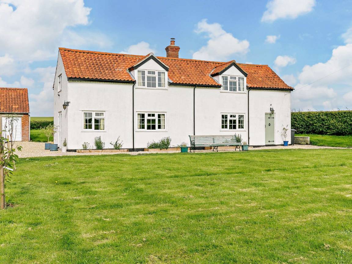 Cottage ∙ 3 Bedrooms ∙ 6 Guests - Horncastle