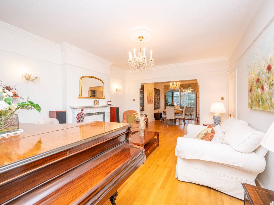 186 평방 미터 주택 ∙ 침실 3개 ∙ 게스트 6명 - 크로이던