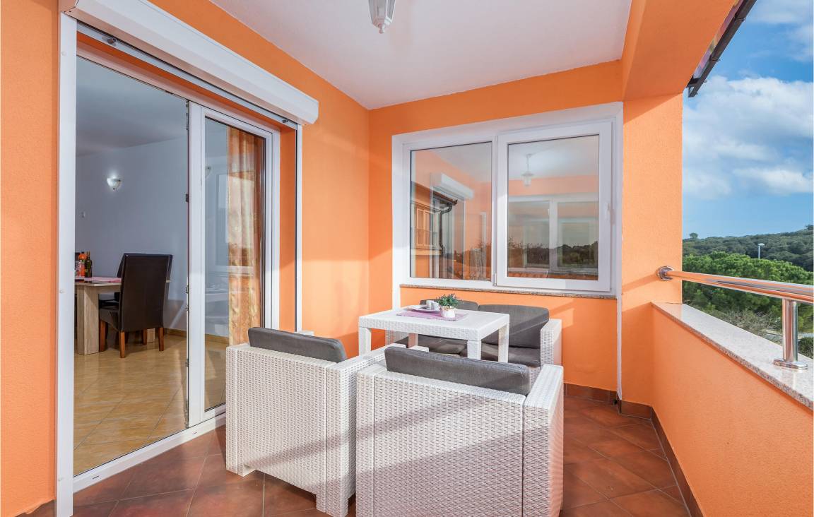 80 M² Apartment ∙ 2 Bedrooms ∙ 4 Guests - Pješčana Uvala