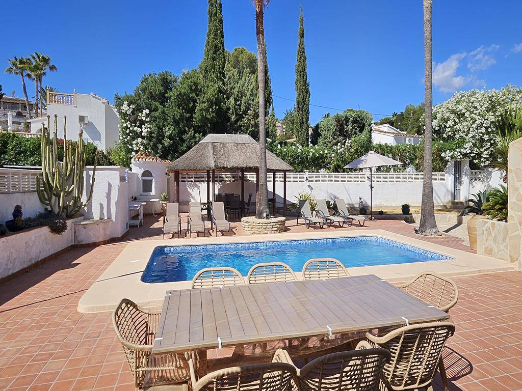 Villa ∙ 3 Habitaciones ∙ 6 Huéspedes - Jalón