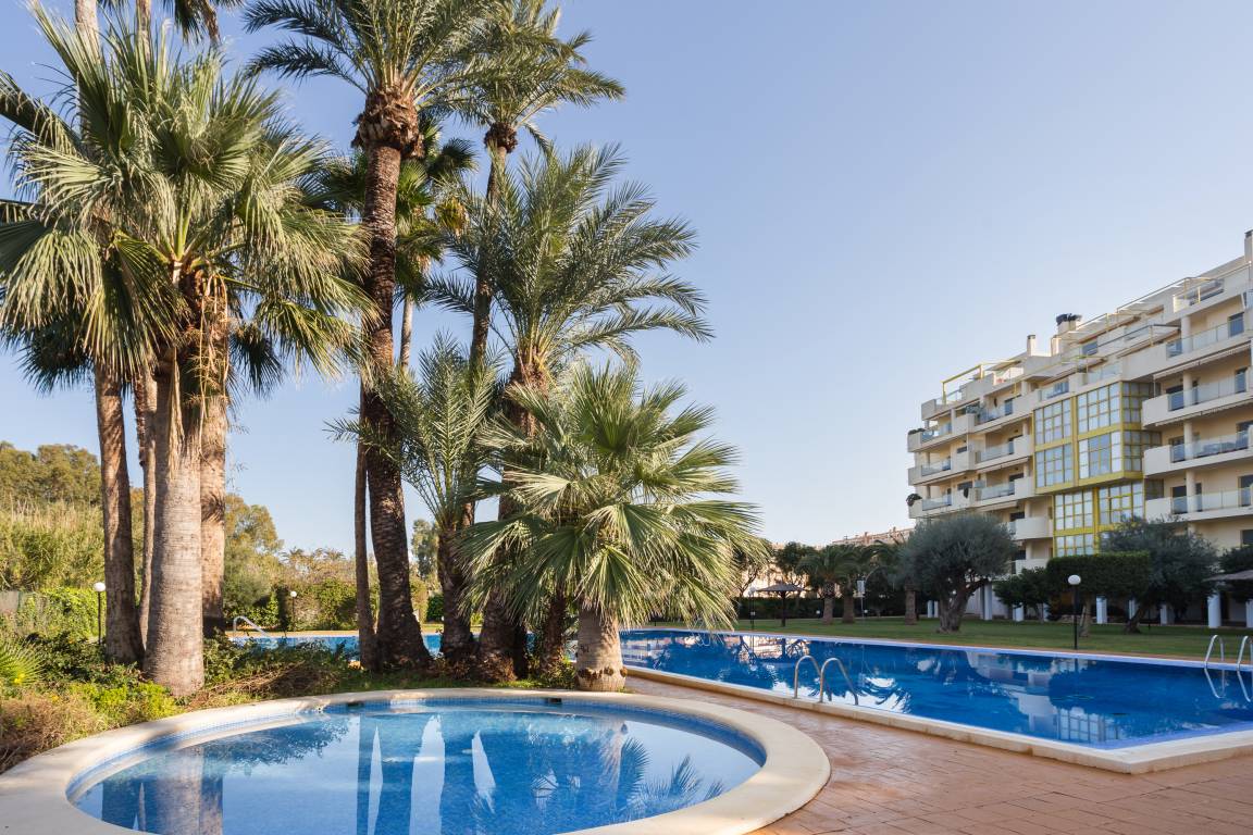 79 M² Apartamento ∙ 2 Habitaciones ∙ 6 Huéspedes - Denia