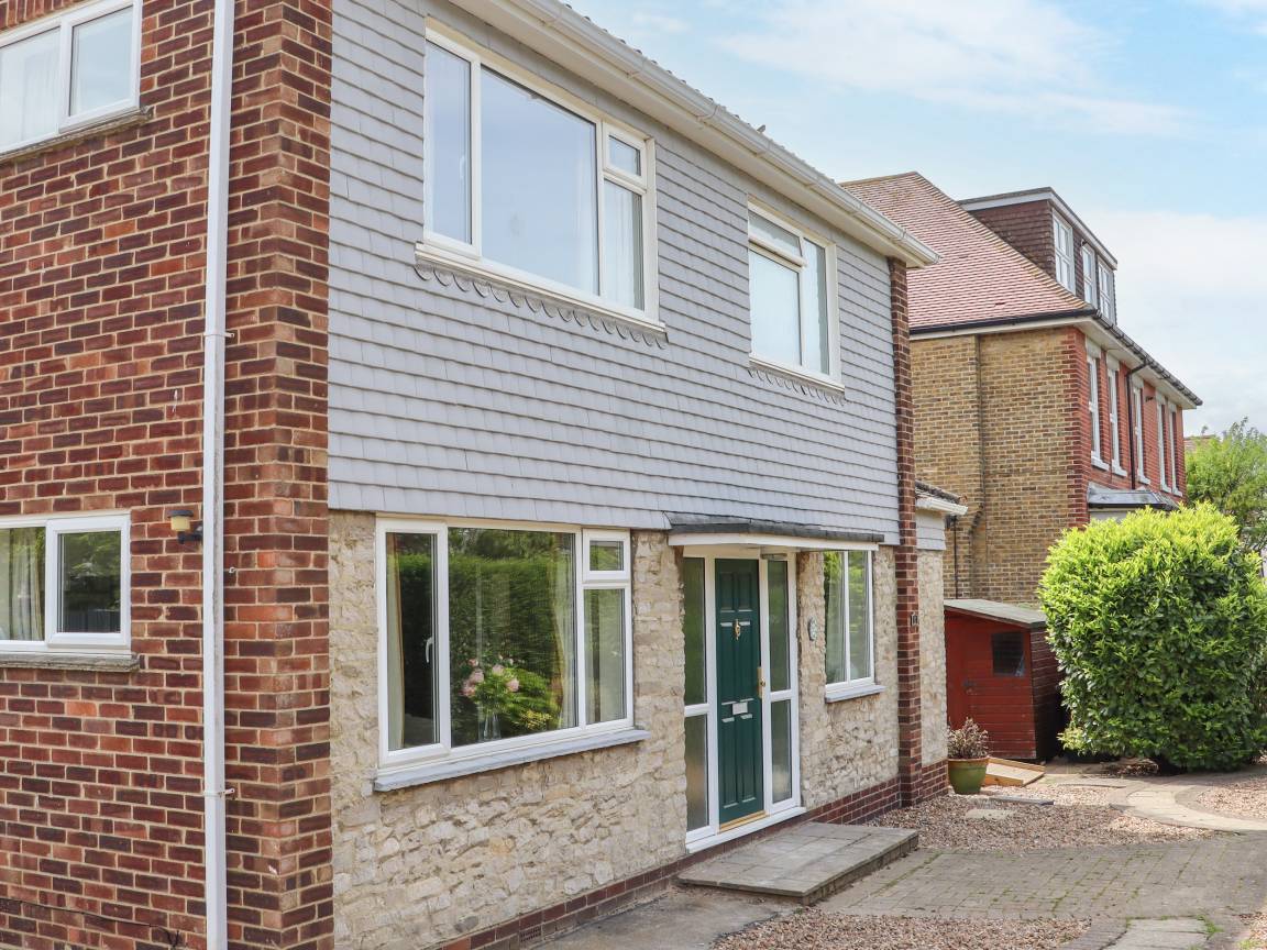 Cottage ∙ 3 Bedrooms ∙ 6 Guests - Whitstable