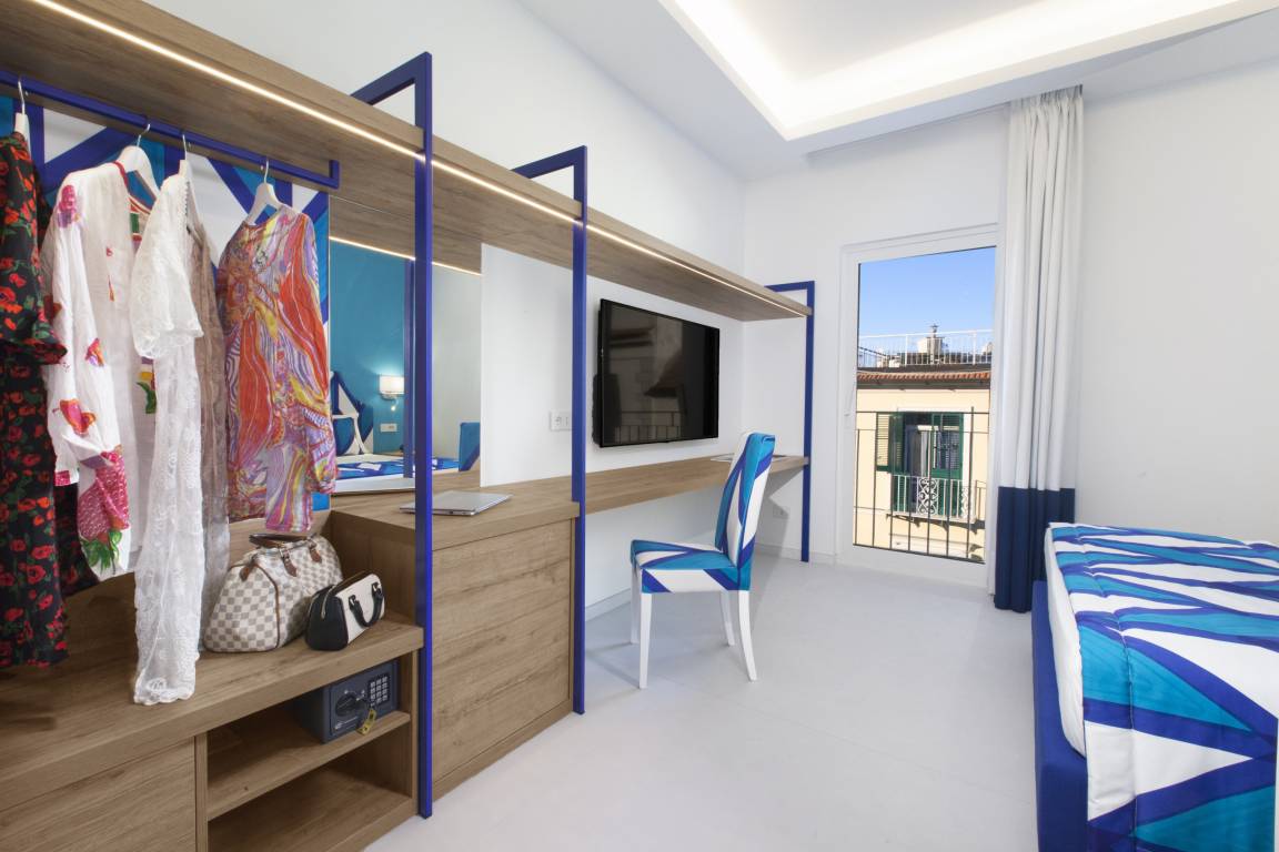 70 M² Ferienwohnung ∙ 2 Schlafzimmer ∙ 5 Gäste - Sorrent