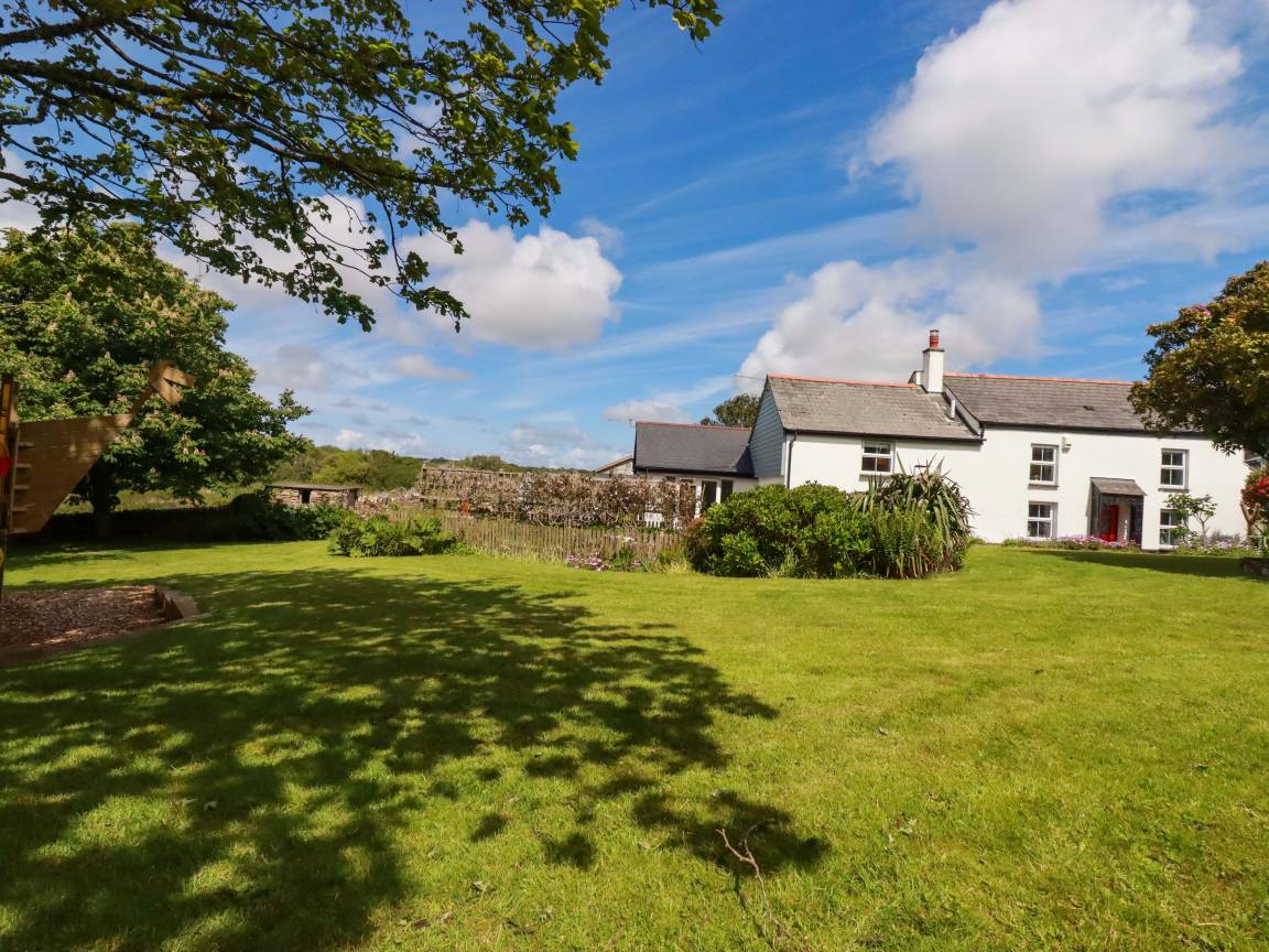 Cottage ∙ 5 Bedrooms ∙ 10 Guests - St Agnes