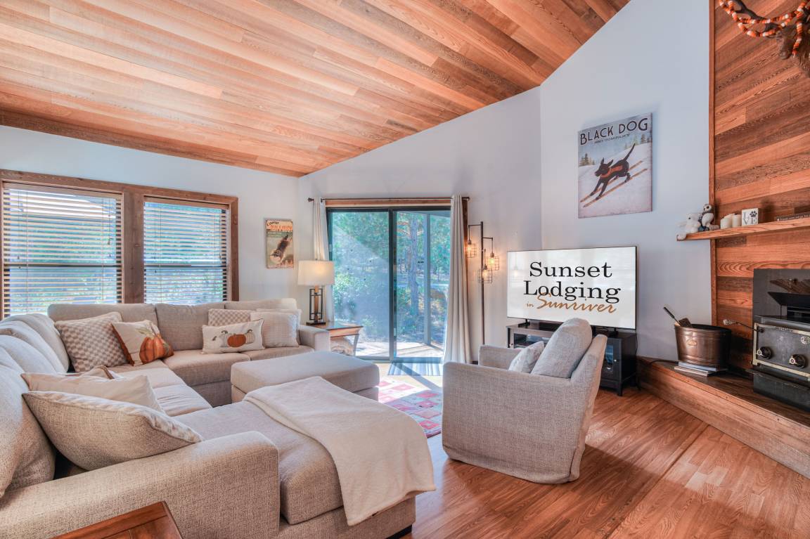 206 M² House ∙ 4 Bedrooms ∙ 10 Guests - Sunriver, OR