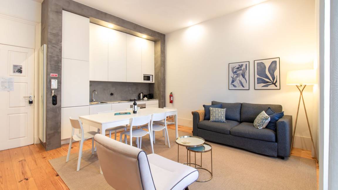 65 M² Apartamento ∙ 1 Habitación ∙ 4 Huéspedes - Porto