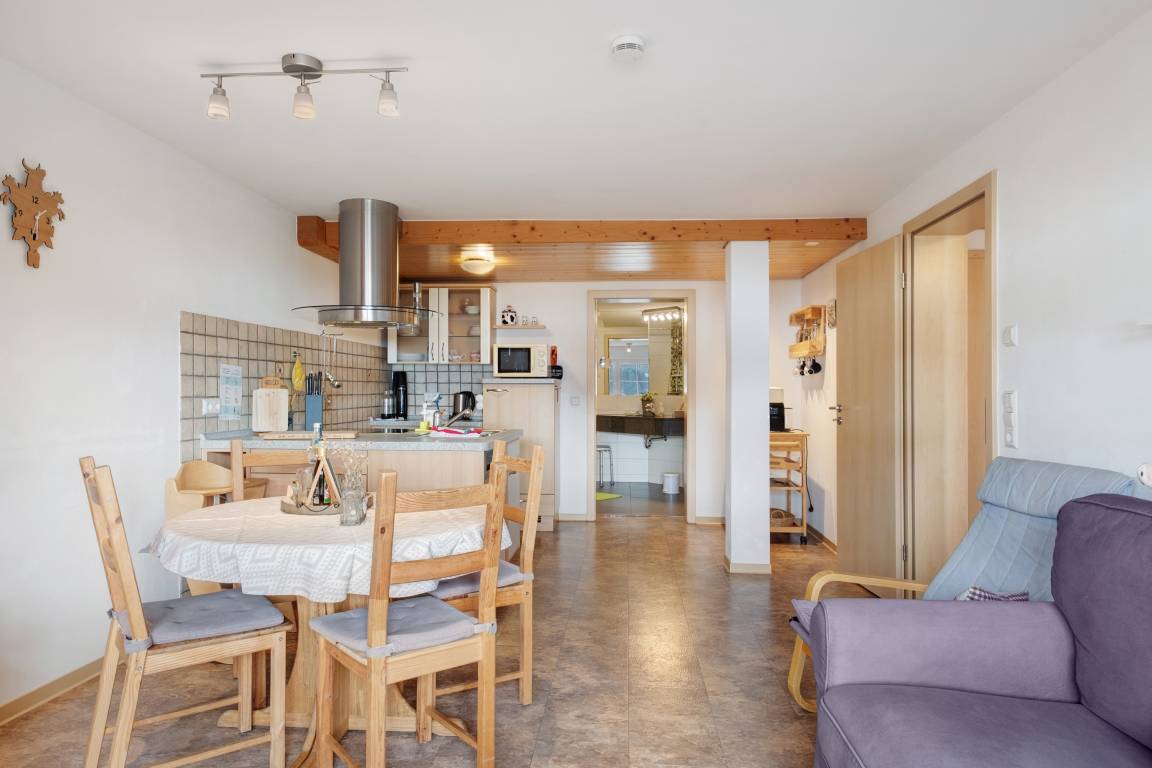 68 M² Ferienwohnung ∙ 1 Schlafzimmer ∙ 4 Gäste - Titisee-Neustadt
