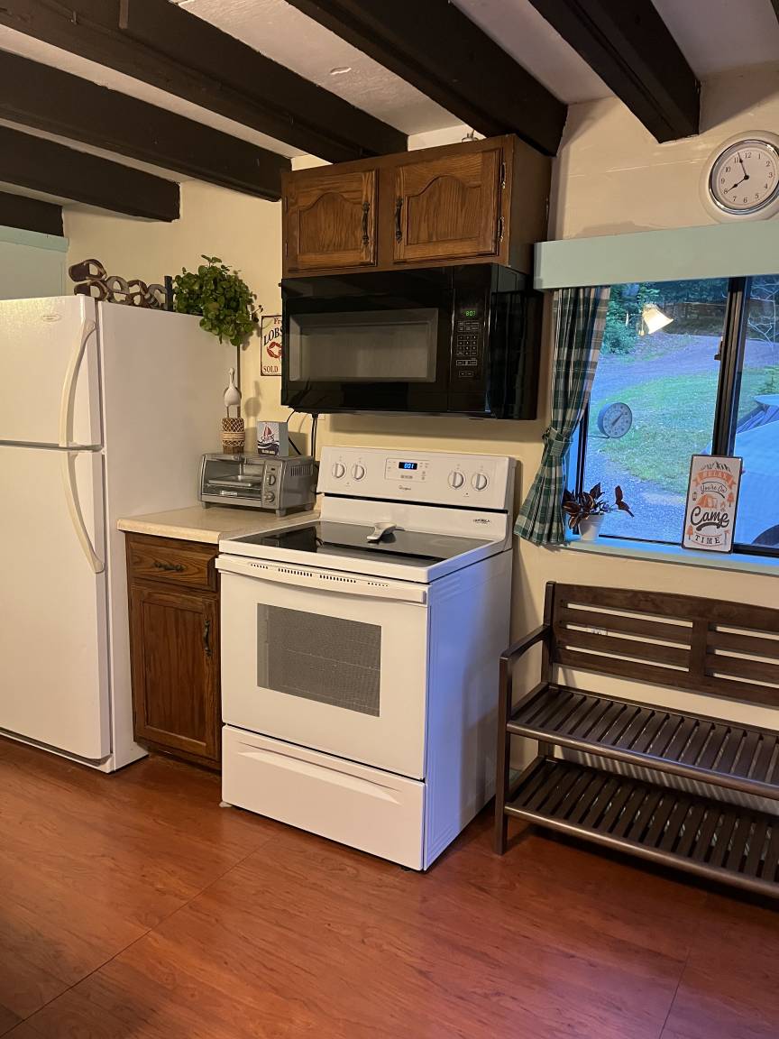 House ∙ 2 Bedrooms ∙ 9 Guests - Beach Road, ME