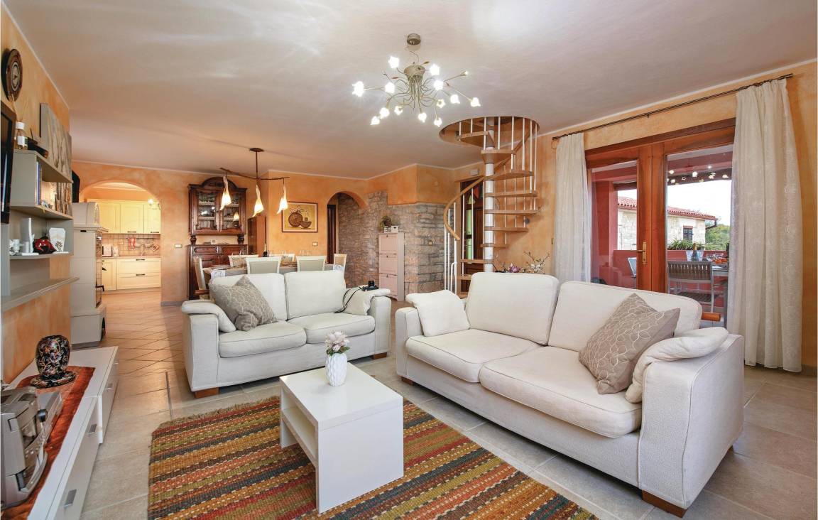 130 M² Ferienwohnung ∙ 3 Schlafzimmer ∙ 7 Gäste - Pula