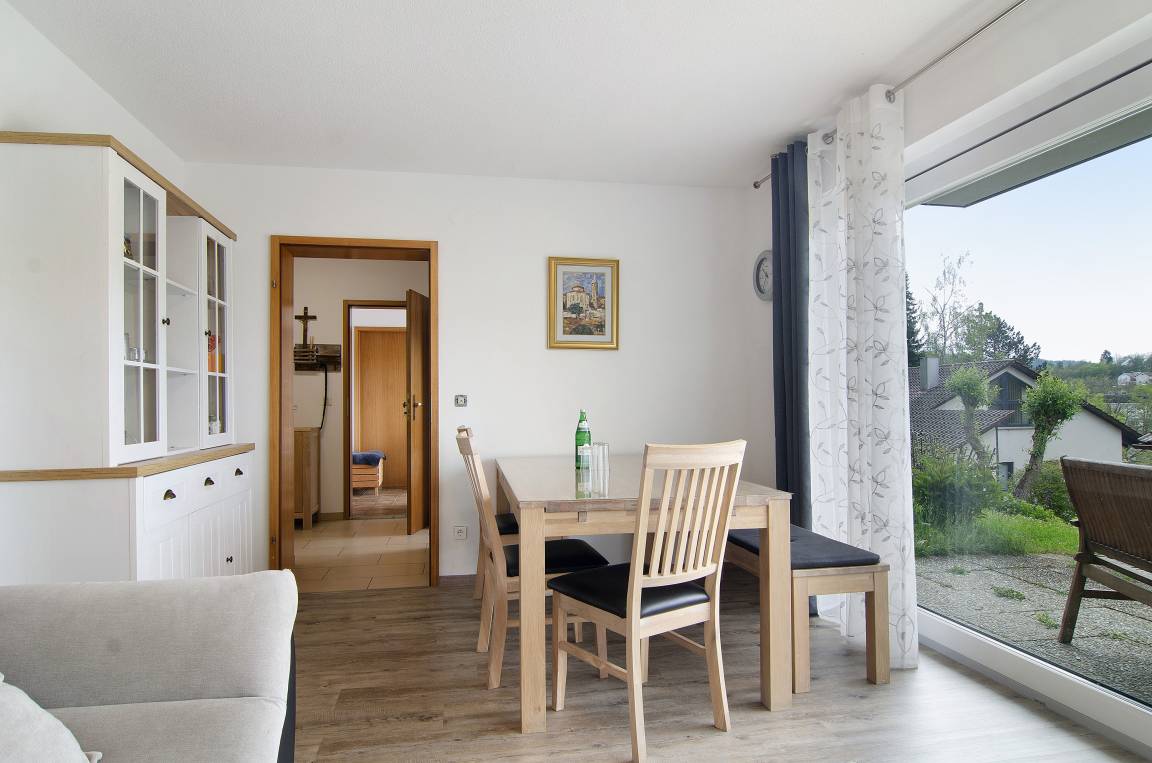 58 M² Ferienwohnung ∙ 1 Schlafzimmer ∙ 3 Gäste - Beuron