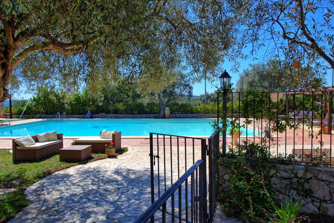 500 M² Villa Vacanza ∙ 6 Camere Da Letto ∙ 14 Ospiti - Palazzolo Acreide