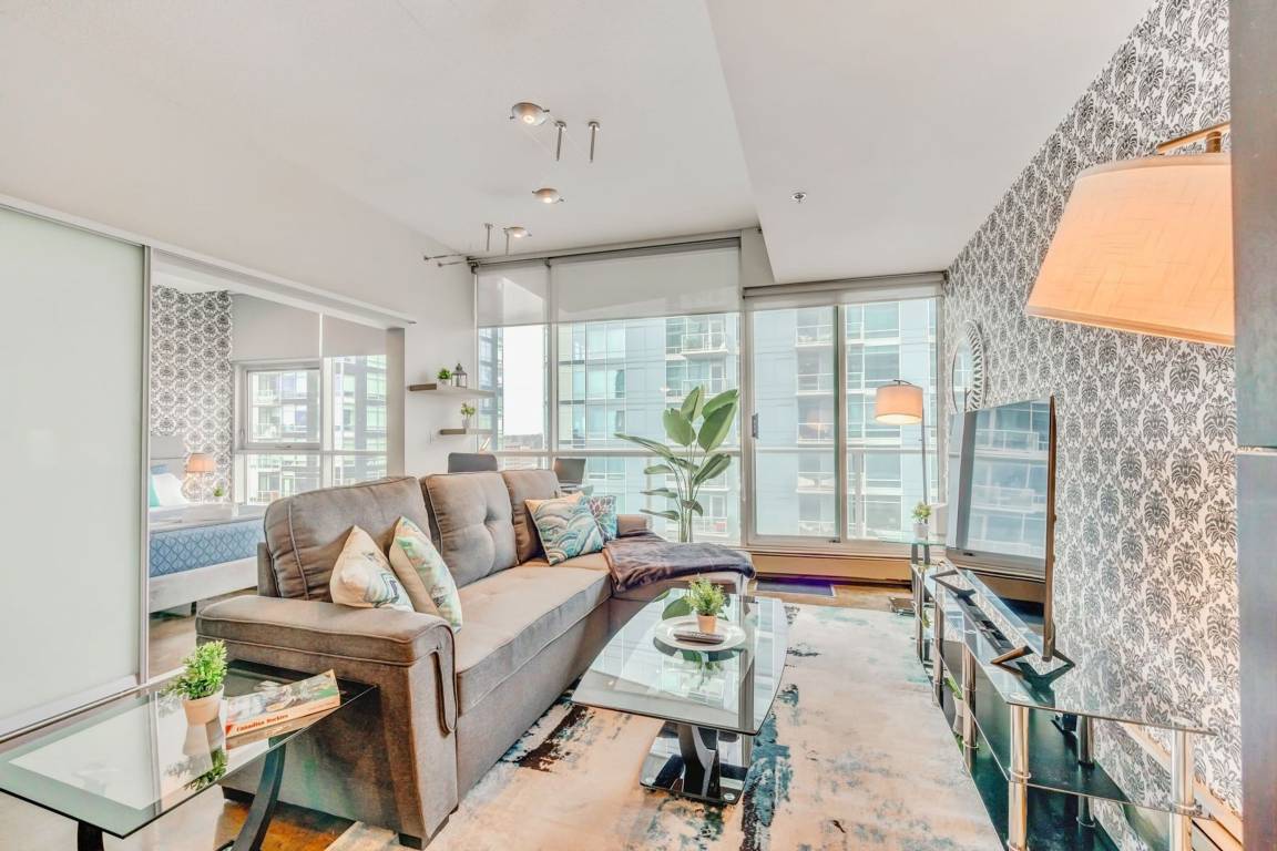 Apartment ∙ 2 Bedrooms ∙ 6 Guests - Alberta