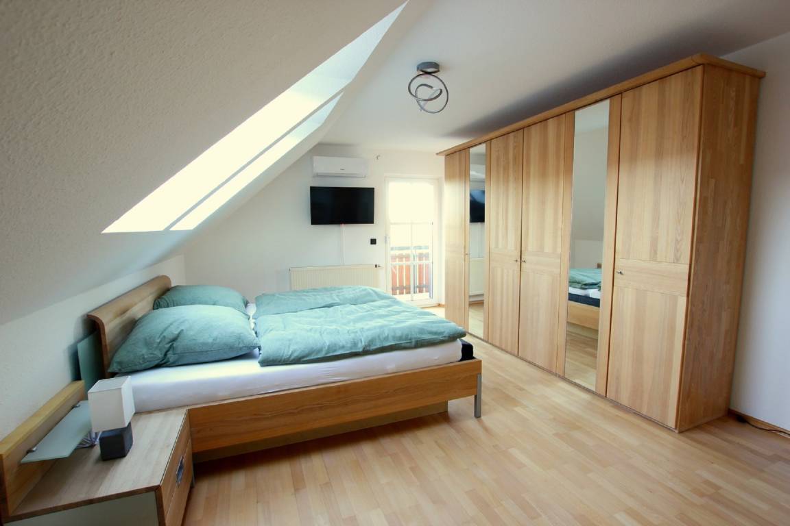Ferienwohnung ∙ 3 Schlafzimmer ∙ 8 Gäste - Hirschberg