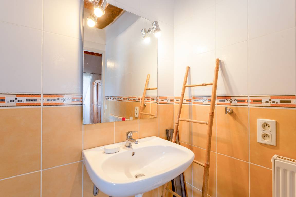 90 M² House ∙ 3 Bedrooms ∙ 6 Guests - Lourdes