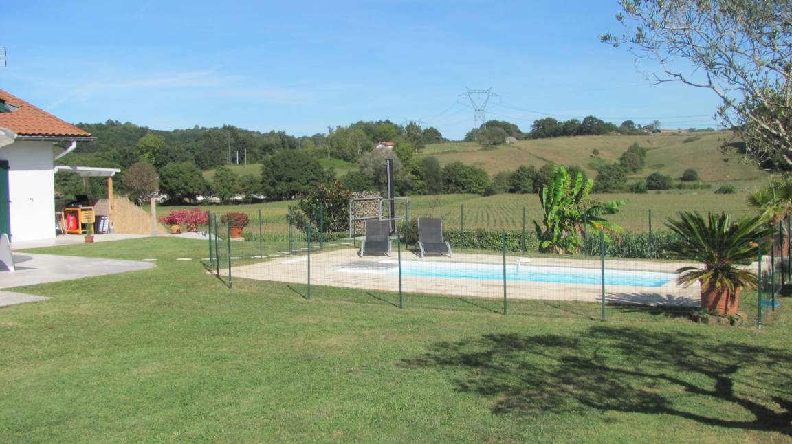 170 M² Maison De Vacances ∙ 3 Chambres ∙ 7 Personnes - Espelette