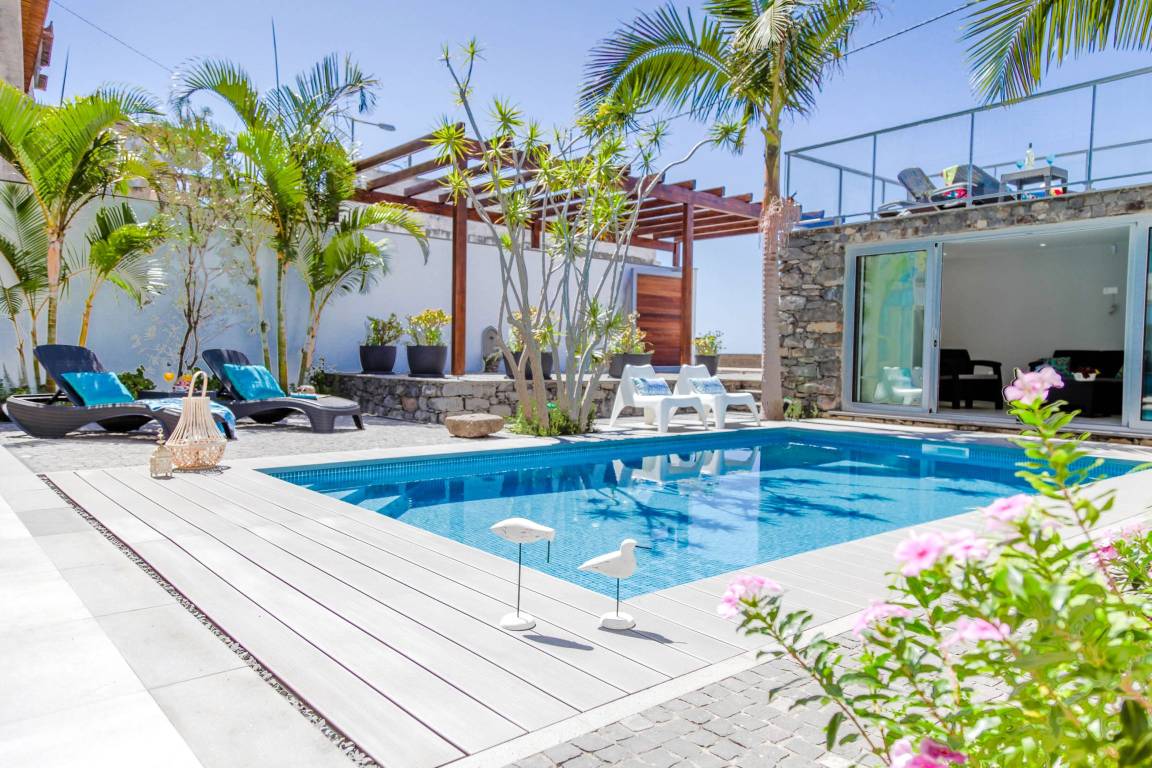 200 M² Villa ∙ 4 Chambres ∙ 8 Personnes - Ribeira Brava