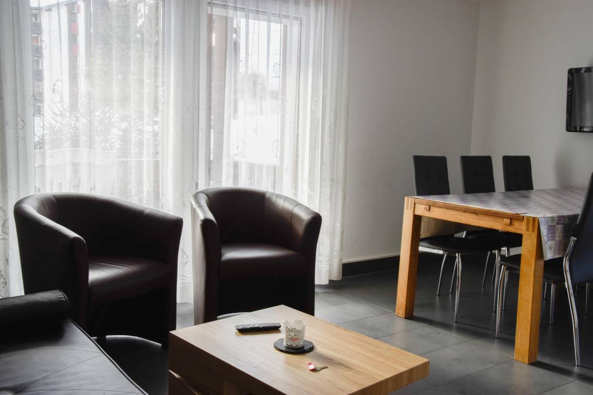 85 M² Apartment ∙ 2 Bedrooms ∙ 5 Guests - Saas-Fee