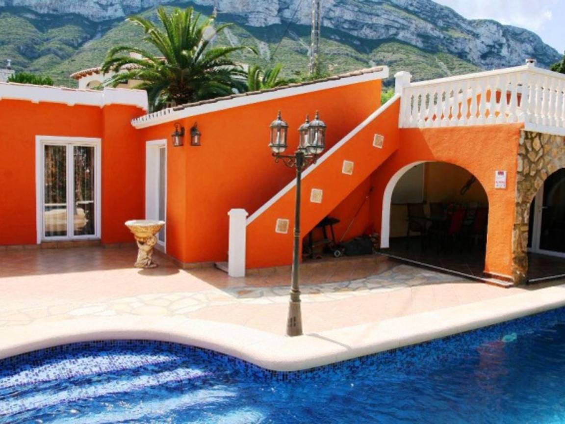 70 M² Villa ∙ 2 Bedrooms ∙ 4 Guests - Dénia
