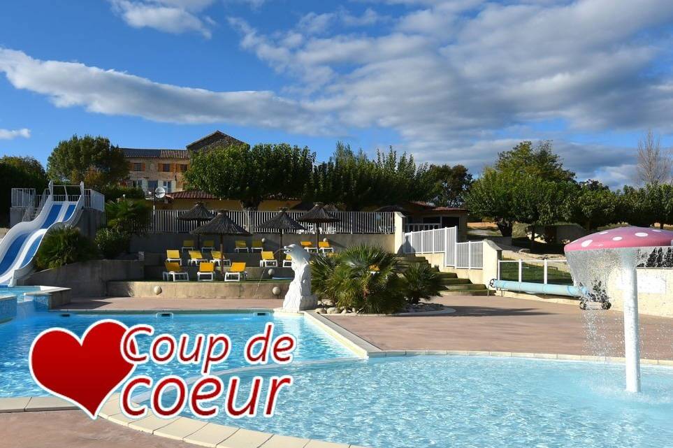 Gîte ∙ 14 Chambres ∙ 99 Personnes - Ardèche