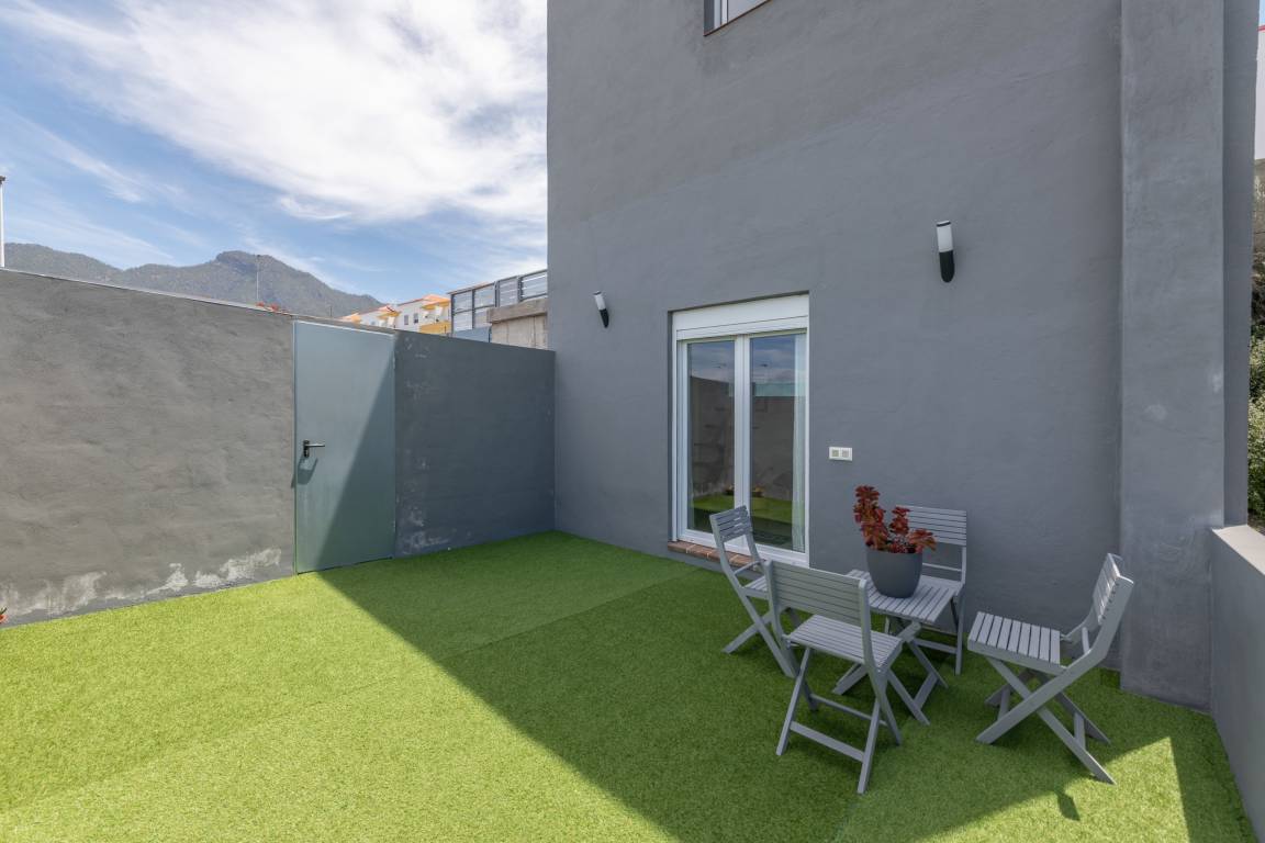 63 M² House ∙ 1 Bedroom ∙ 4 Guests - El Paso