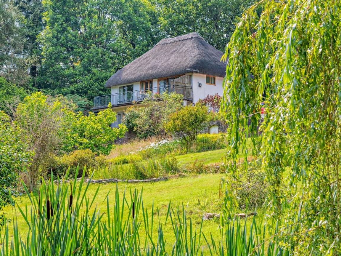 Cottage ∙ 3 Bedrooms ∙ 6 Guests - Ringwood