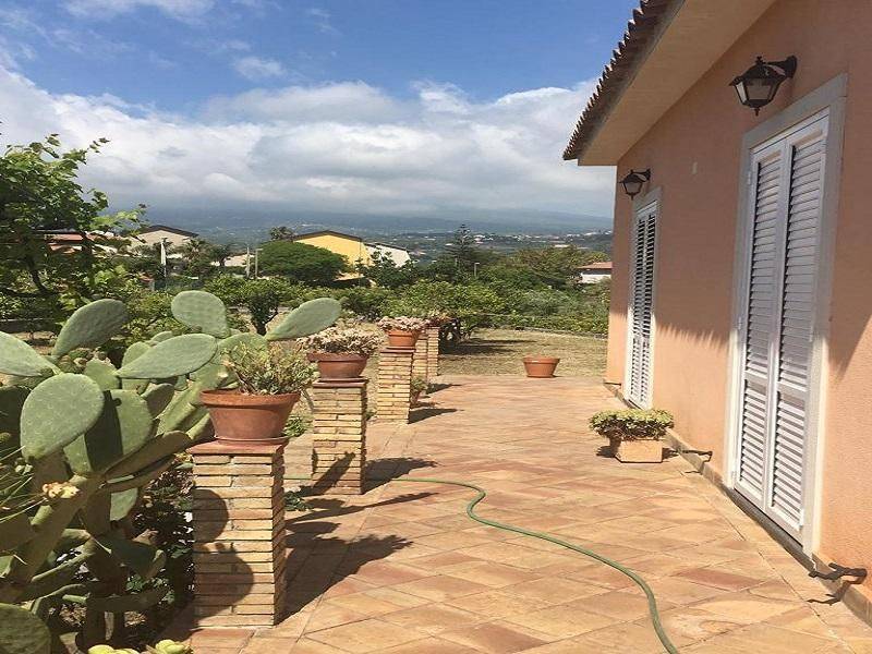 100 M² Huis ∙ 2 Slaapkamers ∙ 4 Gasten - Riposto