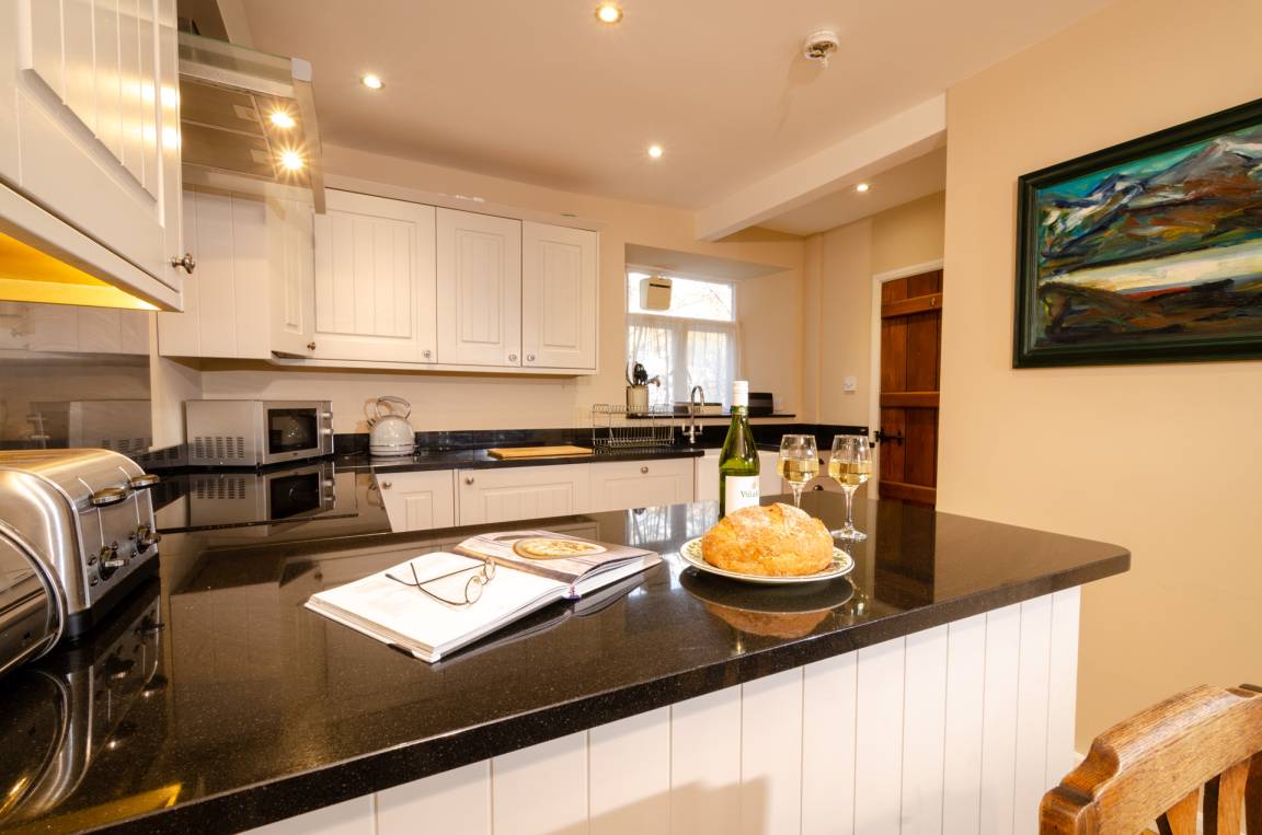 Cottage ∙ 4 Bedrooms ∙ 8 Guests - Ambleside