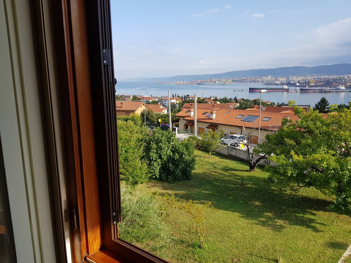 90 M² Ferienhaus ∙ 2 Schlafzimmer ∙ 5 Gäste - Triest