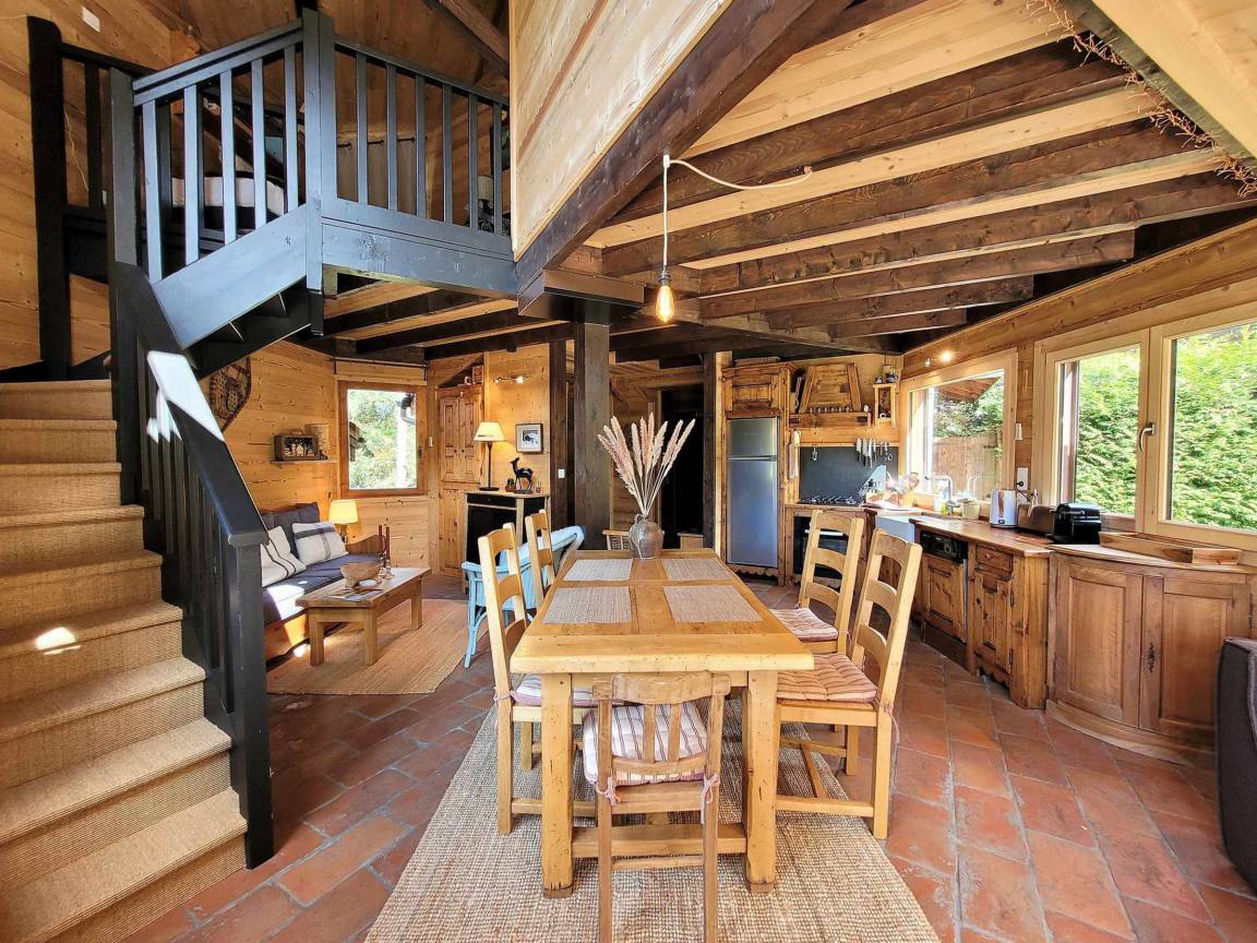 82 M² Chalet ∙ 2 Bedrooms ∙ 6 Guests - Les Gets