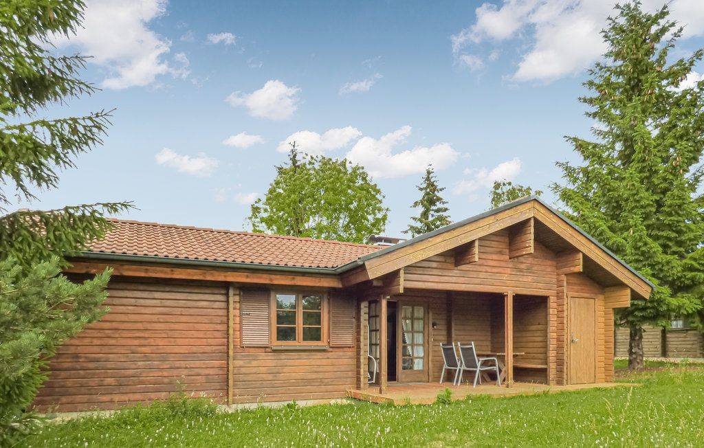 70 M² House ∙ 3 Bedrooms ∙ 6 Guests - Hayingen