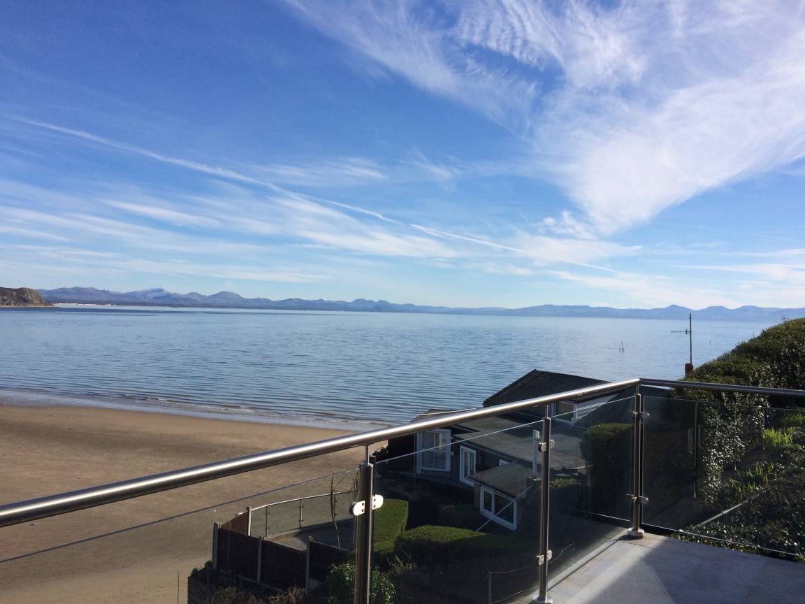 Cottage ∙ 6 Bedrooms ∙ 12 Guests - Abersoch