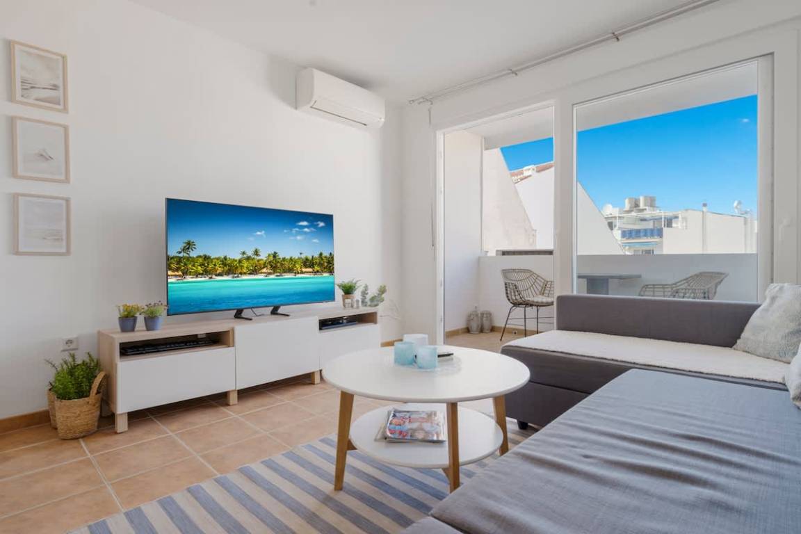 66 M² House ∙ 2 Bedrooms ∙ 4 Guests - Fuengirola