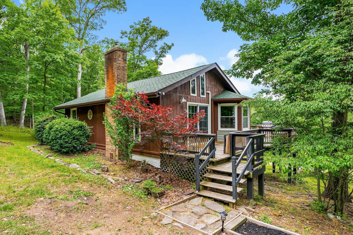 73 M² Chalet ∙ 2 Bedrooms ∙ 4 Guests - Cacapon Resort State Park, Berkeley Springs