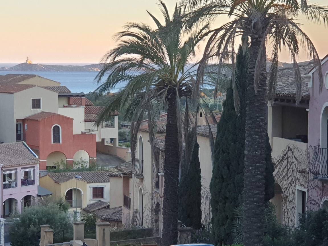 90 M² Ferienwohnung ∙ 2 Schlafzimmer ∙ 5 Gäste - Villasimius