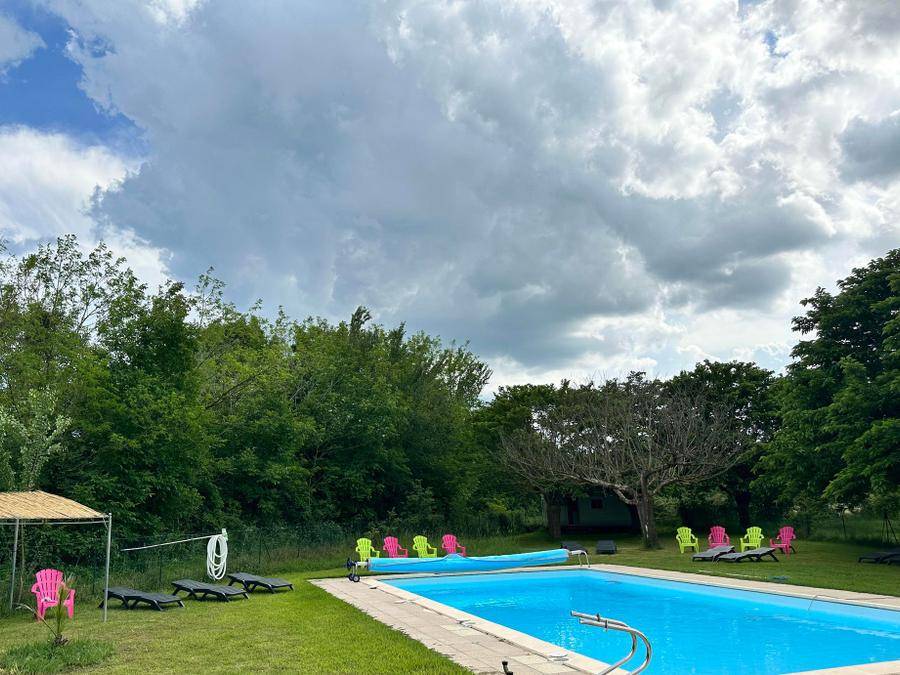 20 M² Bungalow ∙ 2 Chambres ∙ 6 Personnes - Lac de Mondély