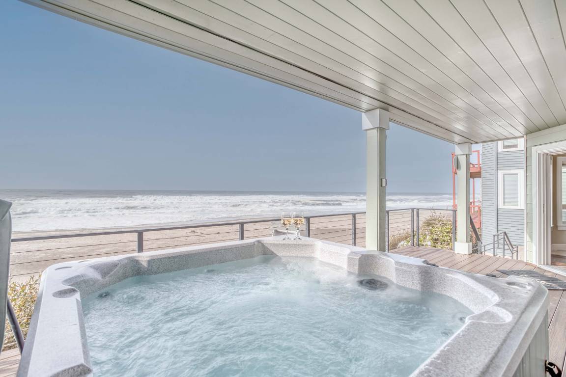 402 M² House ∙ 4 Bedrooms ∙ 12 Guests - Depoe Bay, OR